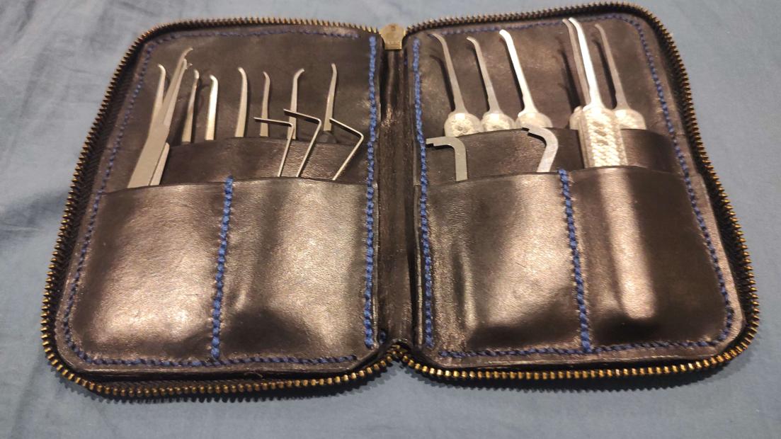 Custom Case » Bare Bones Lock Picking